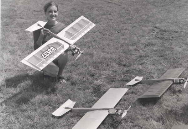 Mongoose – Flying Models